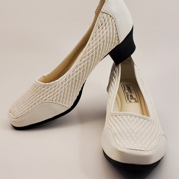 Comfort Well | Shoes | New Comfort Well By Beacon White Stretch Pumps ...